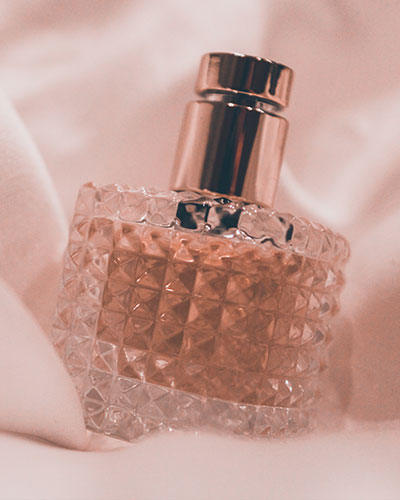 How to choose perfume for work? – YOTSUBA